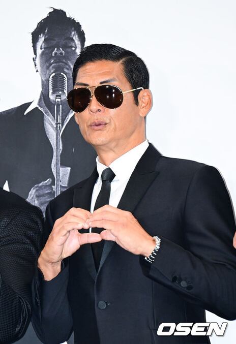 [사진]지오디(god) 박준형,'사랑해요 JYP' - 조선비즈