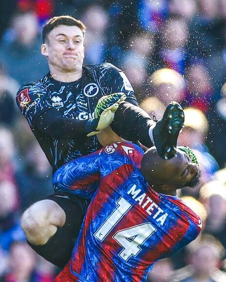 Mateta suffers severe injury in kung fu kick incident during FA Cup ...