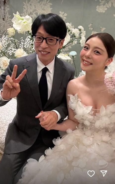 Yoo Jae-suk supports Ailee at wedding while hosting Kim Jong-min’s ...