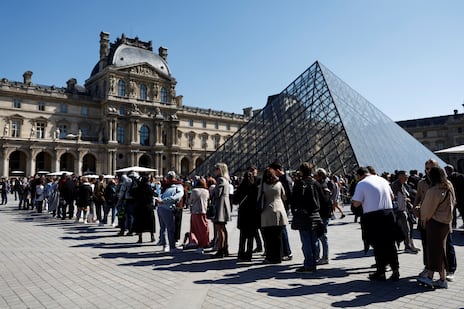 Louvre staff strike halts operations over overtourism and poor ...