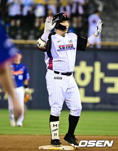 [사진]김현수, KBO 역대 4번째 개인통산 2500 안타 - 조선비즈