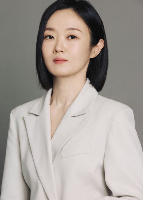 Lee Bong-ryeon praises Go Youn-jung’s talent and chemistry in ‘Resident ...