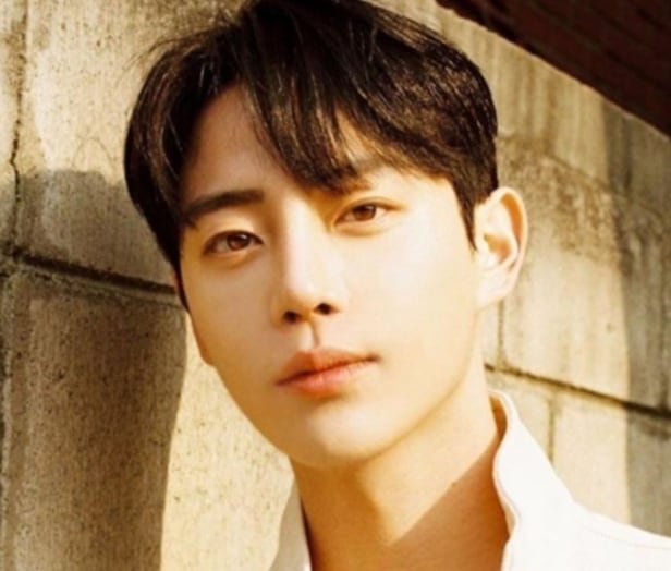 Kim Jong-seok's sudden death shocks fans as tributes fill social media ...