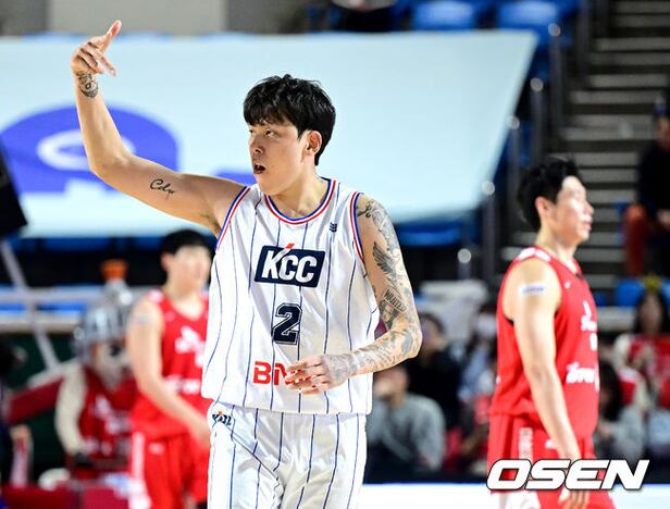 [사진]KCC 최준용, '친정 SK 상대로 화력 폭발' - 조선비즈