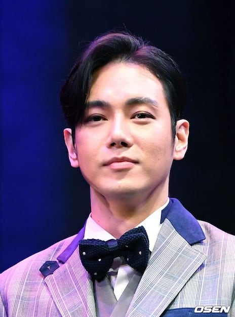 Hwanhee discusses marriage struggles on Korean variety show "Dolsing ...