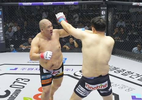 Kim Nam-shin challenges Heo Jae-hyeok in heated Road FC heavyweight ...