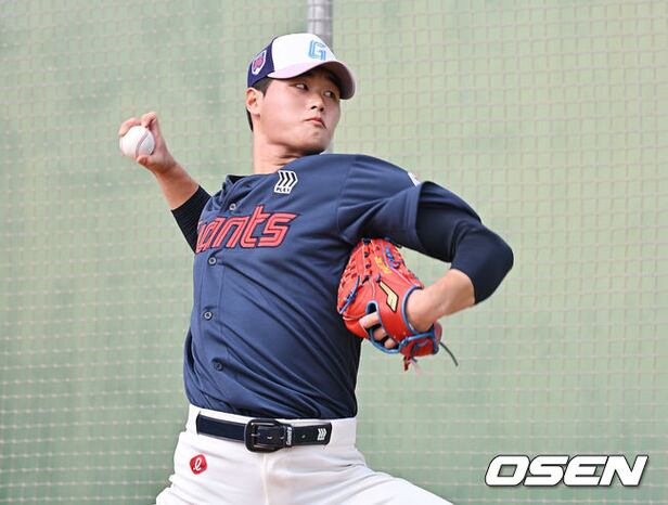 [Photo] Kim Gijun delivers powerful pitch - CHOSUNBIZ