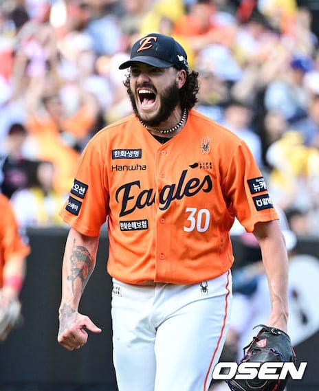 Kim Kyung-moon emphasizes bullpen performance as Hanwha faces Kiwoom ...