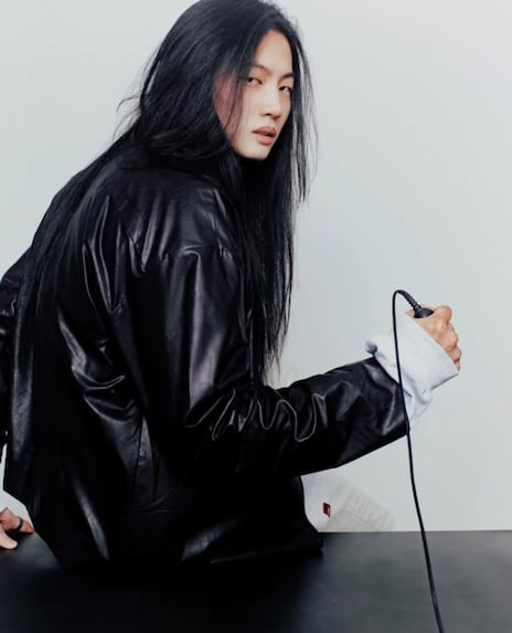 Model Kim Seong-chan dies after two-year lymphoma battle - CHOSUNBIZ