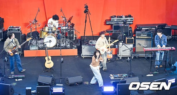 [사진]유다빈밴드,'관객들 귀호강 시키는 무대' - 조선비즈