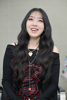 Lee Young-ji reflects on growth and farewell from 'The Seasons' as ...