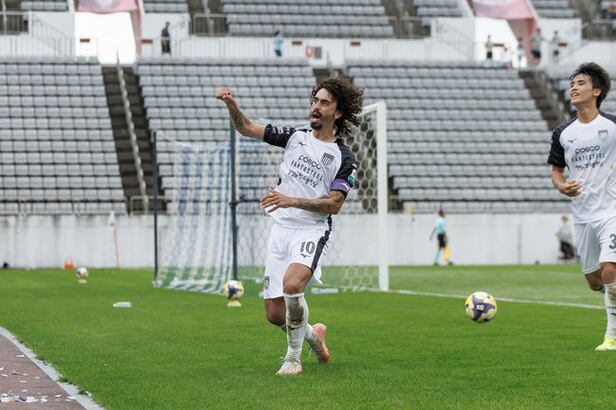 Bâldivia powers Jeonnam to comeback win, earns K League 2 round 33 MVP ...