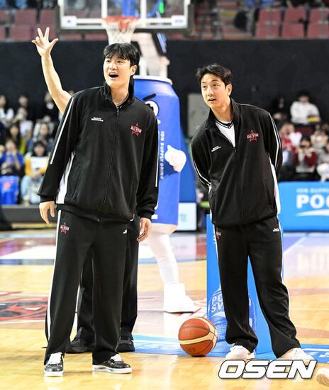 [Photo] Heo Ung-Heo Hoon brothers picked together for All-Star Game ...