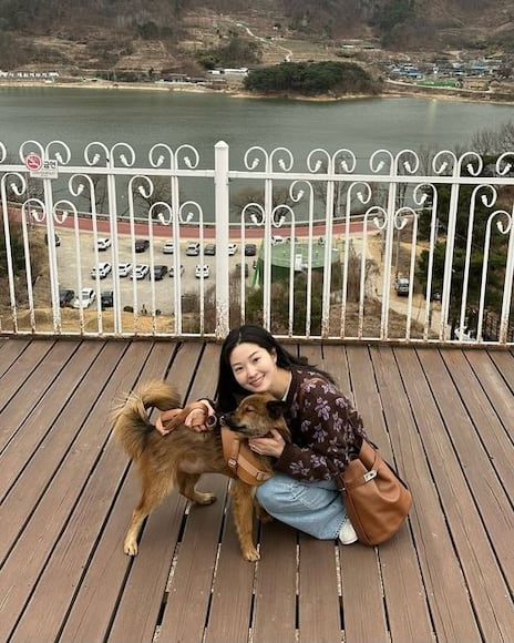 Ryu Yi-seo shares emotional farewell walk with dog before departure ...