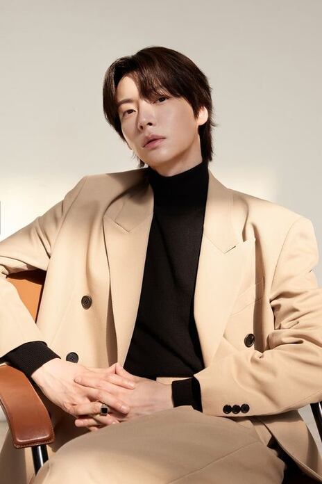 Ahn Jae-hyun shines on 'Heart on Wheels' amid Koo Hye-sun's social ...