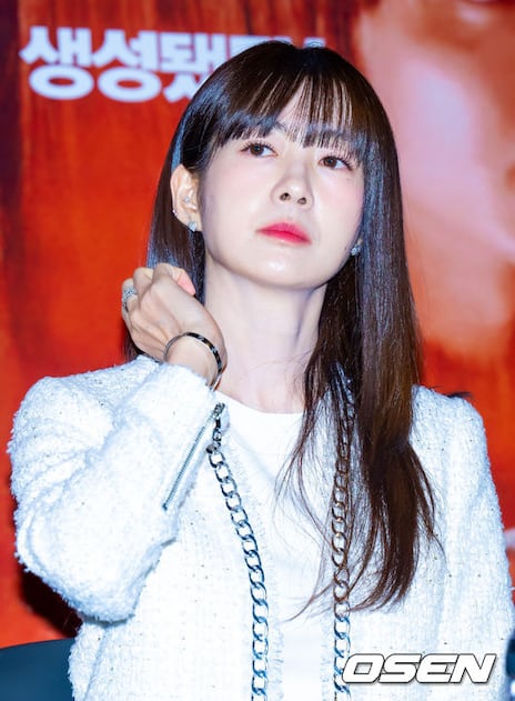 Lee Yo-won returns to screen after 8 years, pays tribute to late actor ...