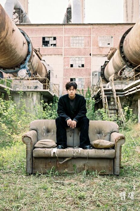 Lee Mujin unveils teaser for new song "The Kestrel," showcasing ...
