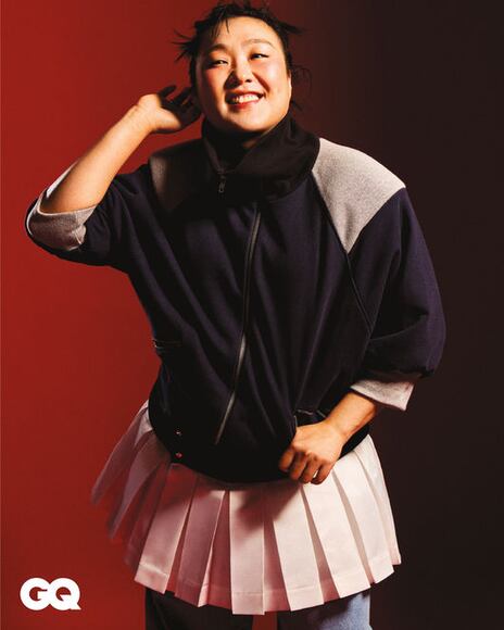 Lee Su-ji claims she feels prettiest when making people laugh - CHOSUNBIZ