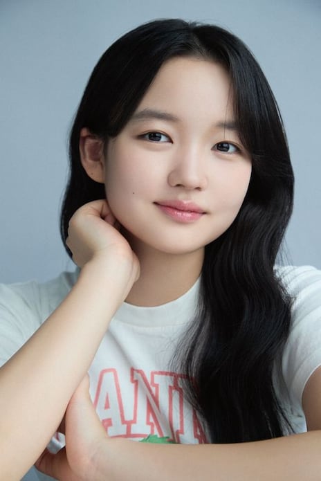 Choi Yu-ri discusses father roles of Kim Woo-bin and Jo Jung-seok in ...