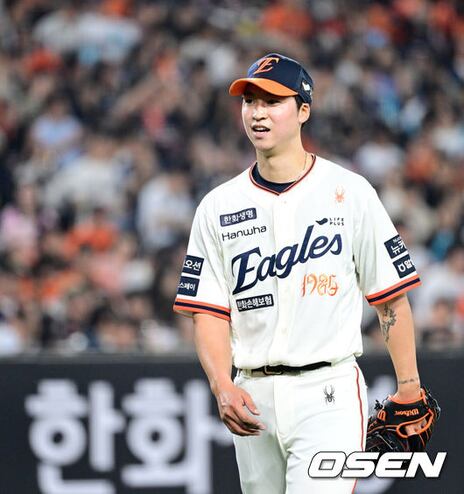 Um Sang-baek earns first win as Hanwha secures historic fifth straight ...