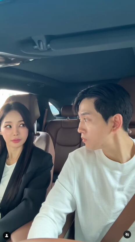 Mina warns Ryu Philip with chilling message despite 17-year age gap ...