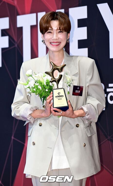Jang Doyoun receives director and female lead offers from Japan's ...